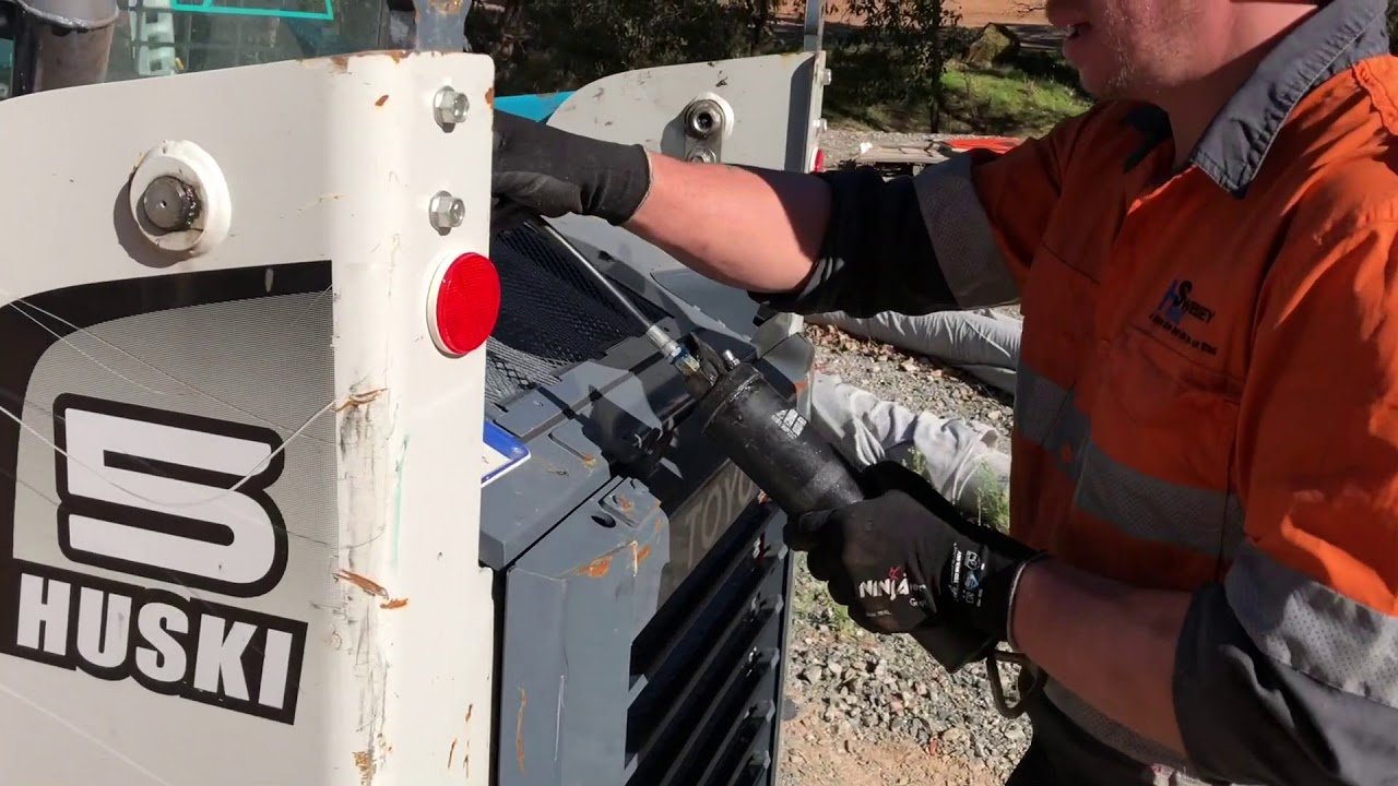How To Properly Grease The Joints Of A Skid Steer? - SkidSteer.0nline